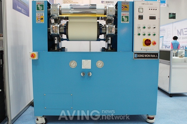 [KORTEX 2011 현장] 동원롤, 독자적인 기술 통해 내구성과 정밀도 살린 'TEXTILE CALENDERS'