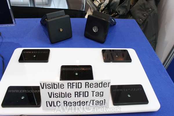 [RFID/USN KOREA 2011 현장] 아이디로, LED 통해 데이터 전달하는 'Visible RFID Reader/Tag'