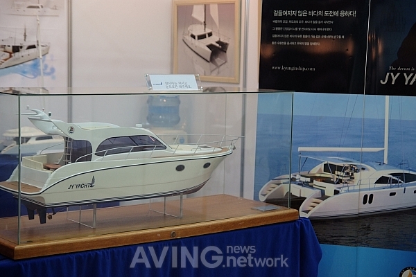 [대한민국 국제보트쇼 현장] 제이와이요트, 국내 건조기술력으로 만든 'JY YACHTS' 선보여