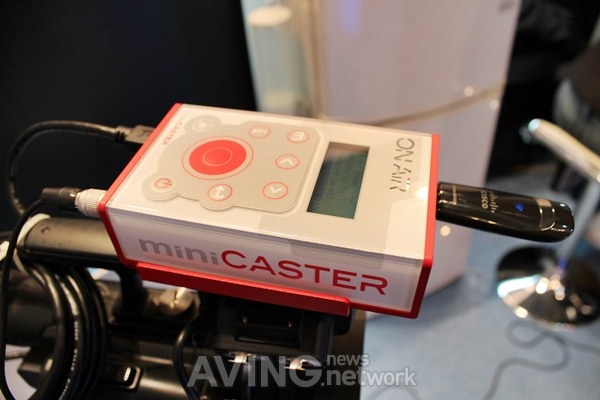 [KOBA 2012 현장] 세나비즈텍, 휴대용 스트리밍&멀티캐스트 'mini CASTER'