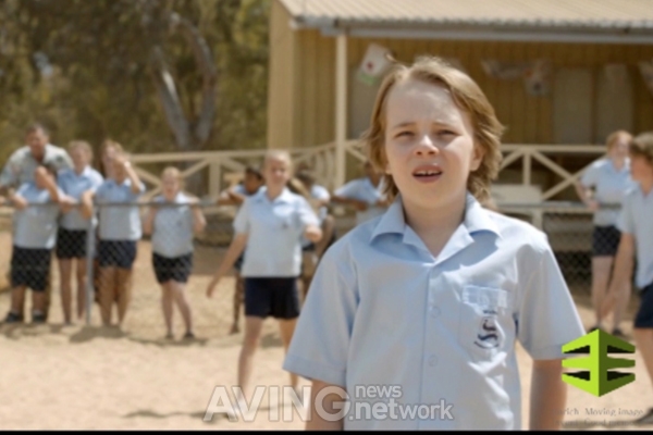 [BIFF 2014 영상] 이엠아이지, 자동 및 수동 3D입체 컨버팅 기술력 소개