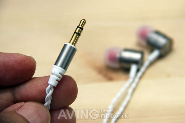 이어폰샵, 티타늄 풀바디 유코텍 'IL500 Grazioso' 론칭행사 성료!