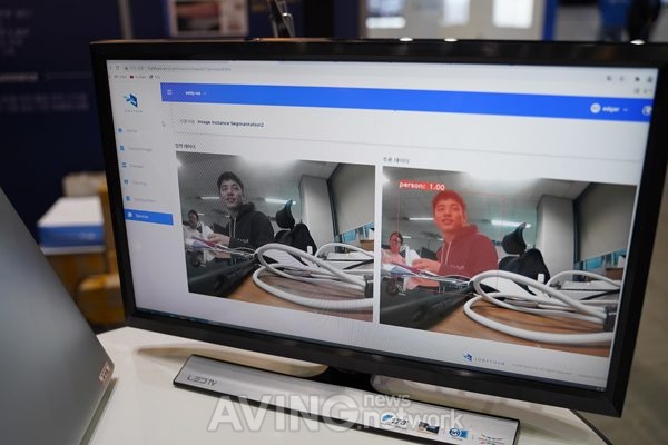 아크릴, 2021 디지털 대전환 엑스포서 통합 인공지능 플랫폼 '조나단' 선보여