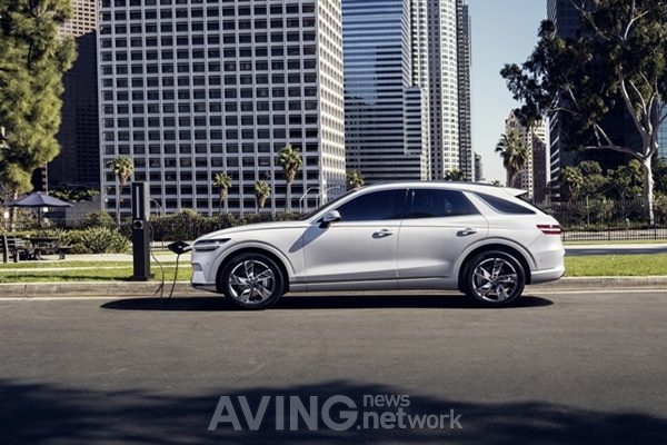 제네시스, 'GV70 전동화 모델' 사전계약 개시... 1회 충전 시 최대 400km 주행