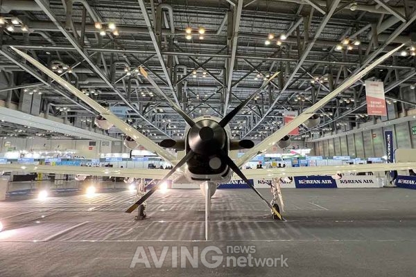 대한항공, 2022 드론쇼코리아서 날개 길이만 25m 넘는 고성능 전략 무인항공기 'KUS-FS' 실물 공개!