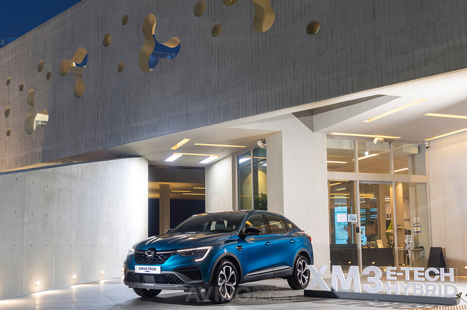 [시승기] 늦깎이 ‘XM3 E-TECH 하이브리드’ 장점만 쏙쏙 살렸다... 실 연비가 매력적인 모델!