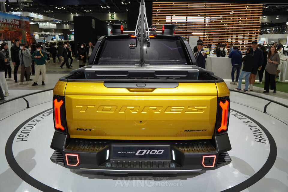 [현장 뉴스] KG 모빌리티의 미래 차 모습 대변하는 콘셉트 모델 O100·F100·KR10 3종 공개... 기대 모았던 디자인에 관심 집중!