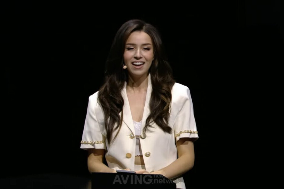 헛돈 쓴 삼성, 갤럭시 S24 언팩 행사서 게임 성능 극찬하던 유명 인플루언서, 실 사용은 아이폰으로! - Kollo