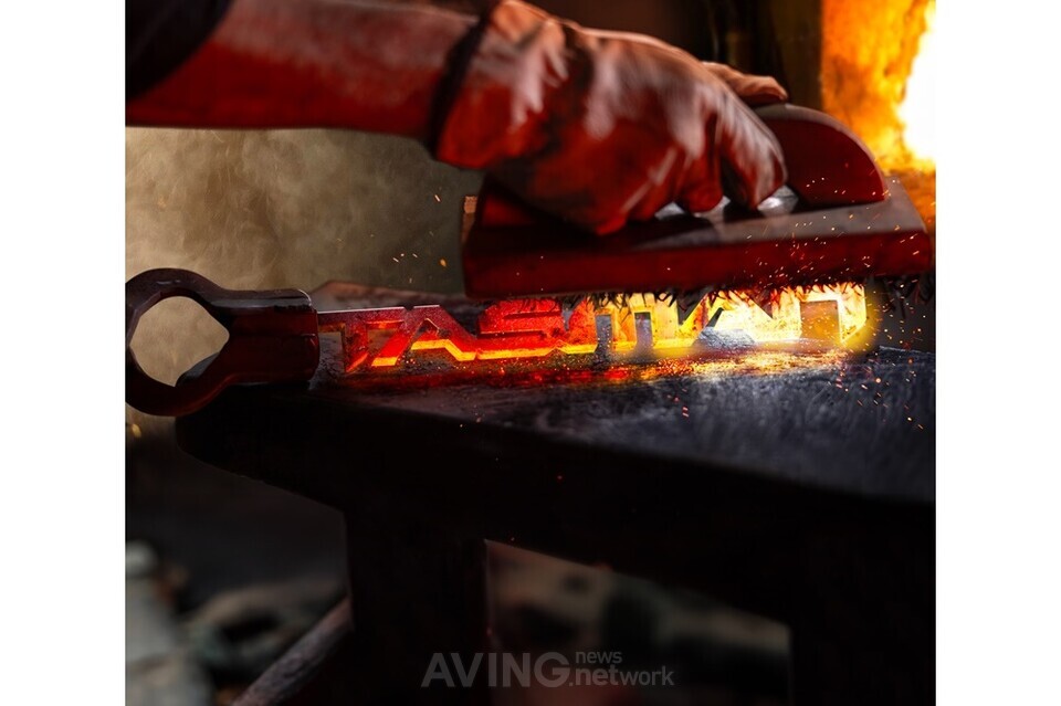 기아, 브랜드 첫 픽업 차명 ‘더 기아 타스만’ 공개… 중형 픽업 타스만 2025년 글로벌 시장 순차 출시