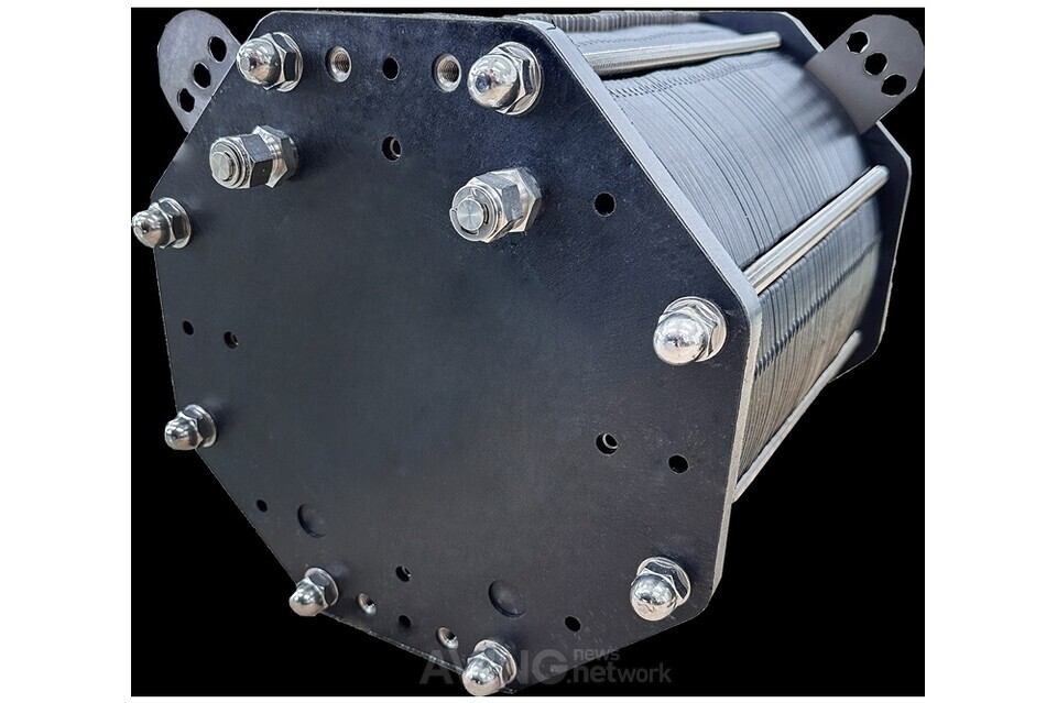 라이트브릿지, 네덜란드 ‘WHS 2024’서 AEM 타입 수전해 장치 및 알칼라인 수전해 스택 공개한다... “친환경적인 그린수소 생산”