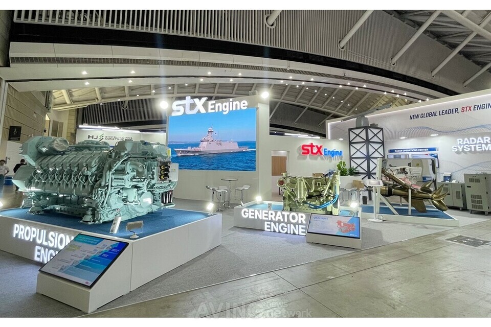 STX엔진, 2024 국제해양안전대전 참가... 300·500톤 경비함에 탑재되는 주 추진 엔진 및 발전기 엔진 실물 전시
