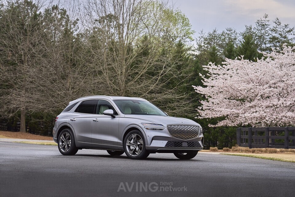 제네시스 GV70·GV70 전동화 모델, 美 IIHS 충돌평가서 TSP+ 획득… “최다 TSP+ 모델 보유 브랜드 등극”