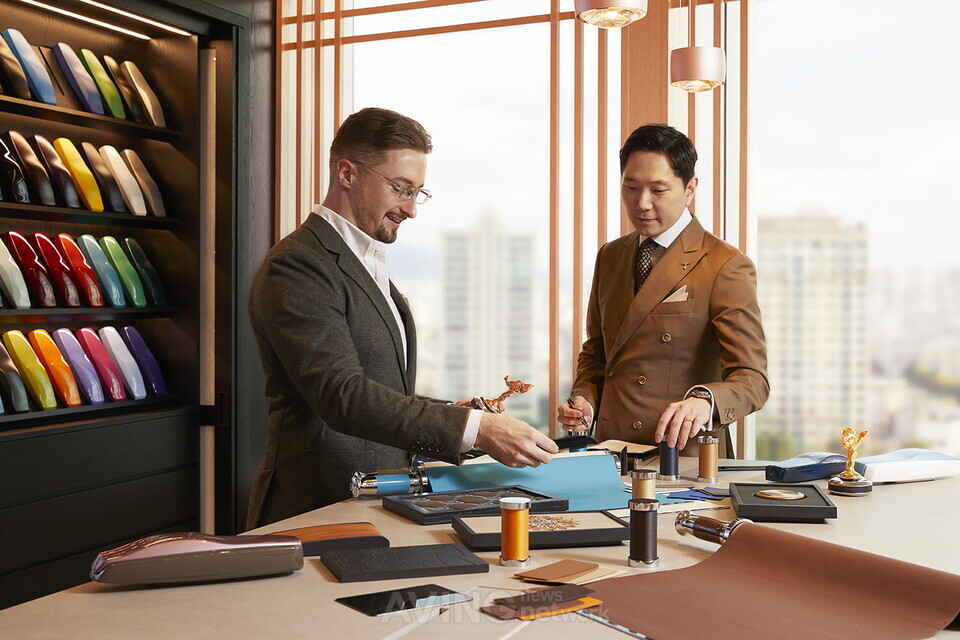 롤스로이스모터카, ‘프라이빗 오피스 서울’ 개관... “단 하나뿐인 ‘나만의 차’ 제작”