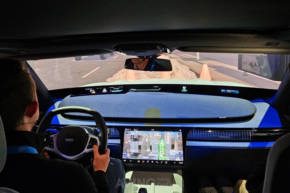 [현장 리뷰] 하만, CES2025서 역대급 완성도 보여준 ‘레디(Ready)’ 라인업 공개... “하만의 모빌리티 혁신 기술 ...