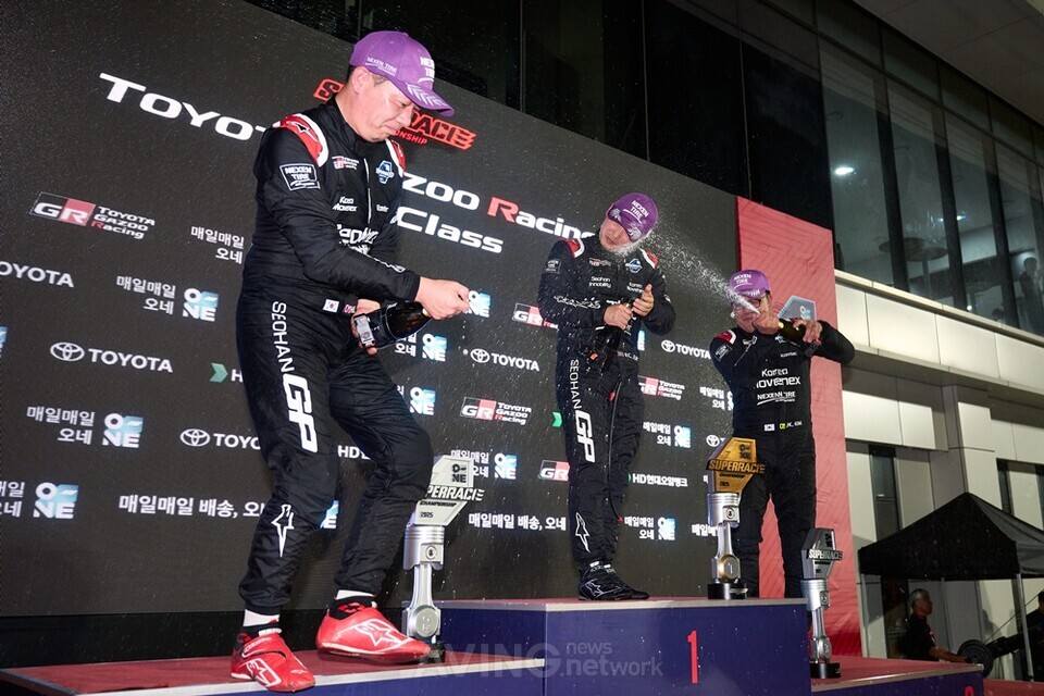 서한 GP, 토요타 가주 레이싱 6000 클래스 포디움 휩쓸어… 팀워크 속 정의철 시즌 첫 승
