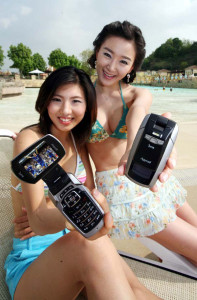 SKT용으로는 최초의 지상파 DMB 휴대폰