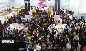[CES 2012] LG전자 다양한 부스, 관람객들로 인산인해