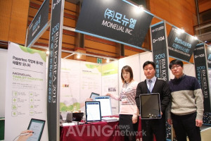 [RIM KOREA 현장] 모뉴엘, 페이퍼리스 작업에 용이한 '펜 태블릿 모니터' 전시