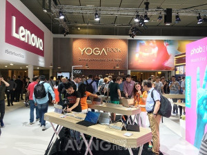 [IFA2016] 레노버, OLED 디스플레이 적용된 컨버터블 노트북 '씽크패드 X1 요가' 공개