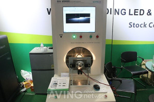 [LED & OLED EXPO 2017] EVERFINE, 신속 간단 측정 가능한 자동차 헤드라이트 광측정 장비 공개